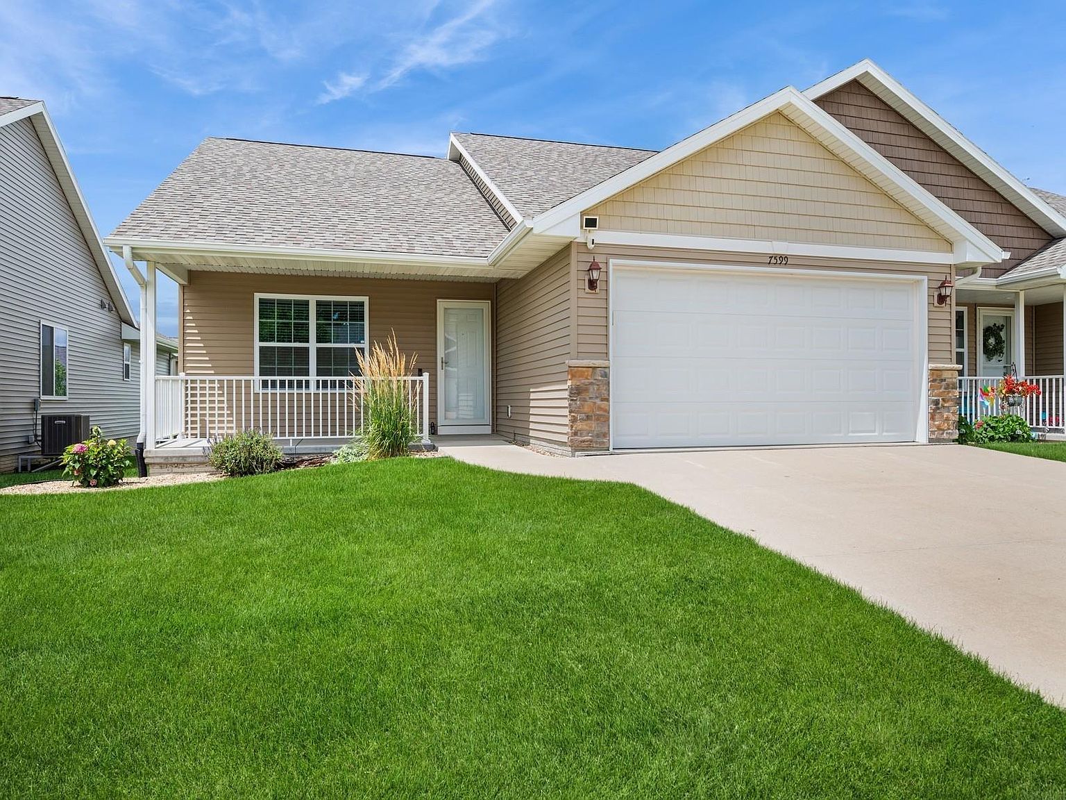 4599 Summerset Ave NE, Cedar Rapids, IA 52402 | MLS #20253610 | Zillow