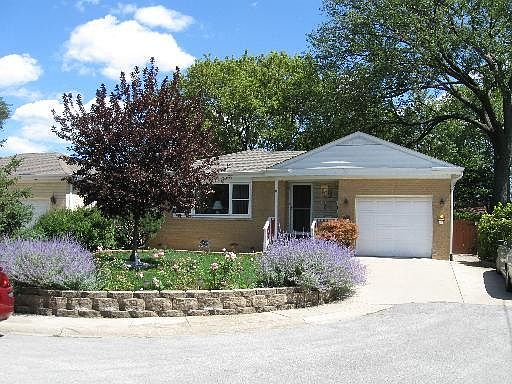 19 East Ave, Park Ridge, IL 60068 | Zillow