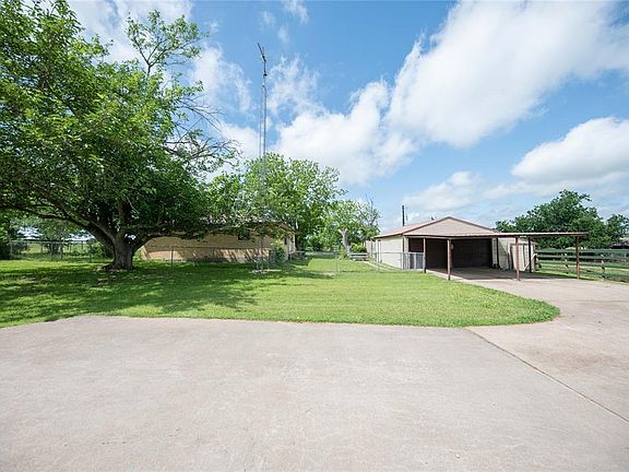 1423 Swiss Alp Hills Loop, Swiss Alp, TX 78956 | Zillow
