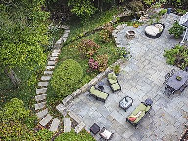 64 W Washington St, Chagrin Falls, OH 44022 | Zillow