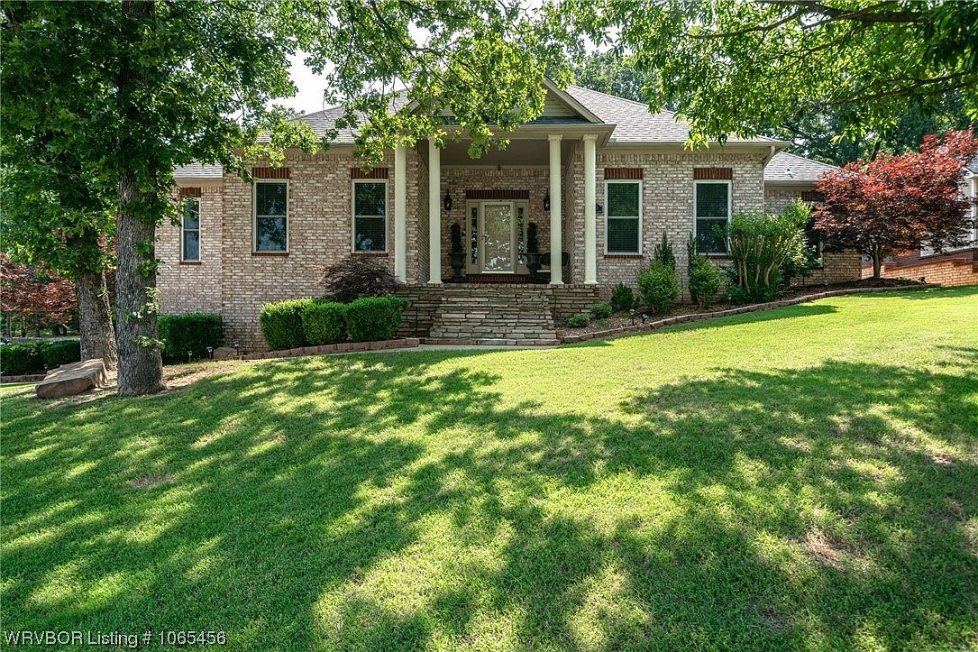 4911 Oak Hollow Ln, Fort Smith, AR 72903 | MLS #1065456 | Zillow