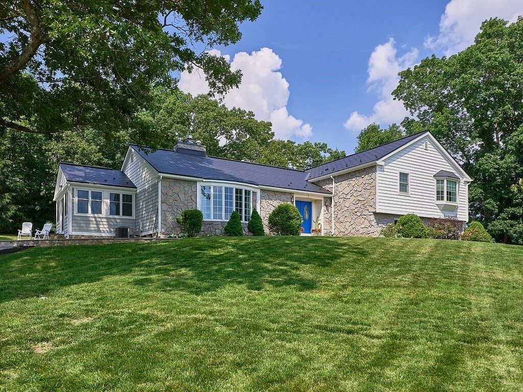 1 Corbin Rd, Dudley, MA 01571 | MLS #73395391 | Zillow