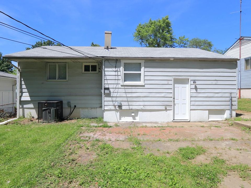220 Roderick Dr Saint Louis, MO, 63137 - Apartments for Rent | Zillow