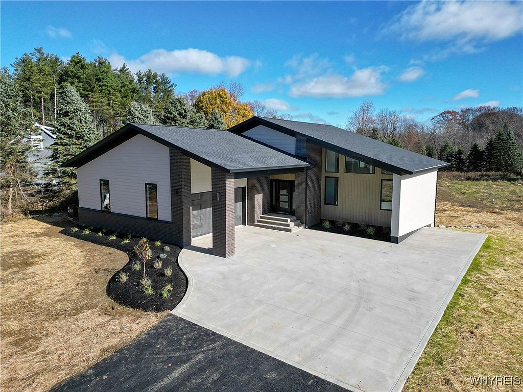 3655 Baker Rd, Orchard Park, NY 14127 | Zillow