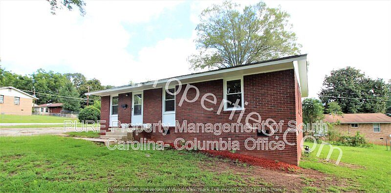 206 Sullivan St, Greenwood, SC 29649 | Zillow