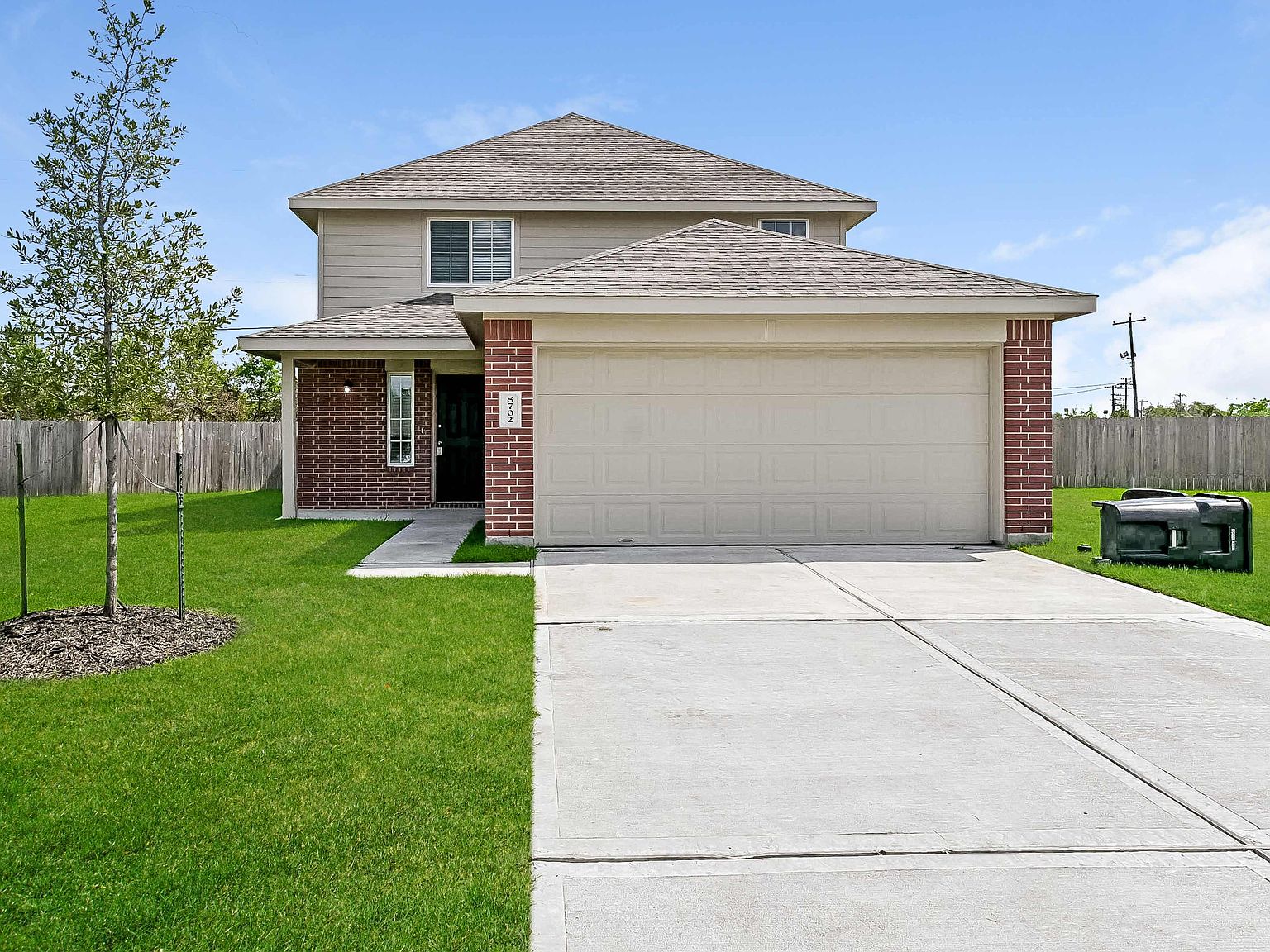 8702 Lar Ree Oaks Cir, Houston, TX 77028 | Zillow