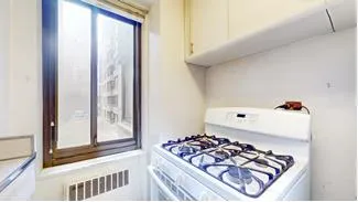 10 East End Avenue #2M in Yorkville, Manhattan | StreetEasy