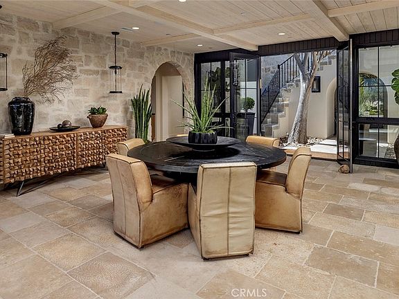 8 Blue Shr, Newport Coast, CA 92657 | MLS #NP24085329 | Zillow