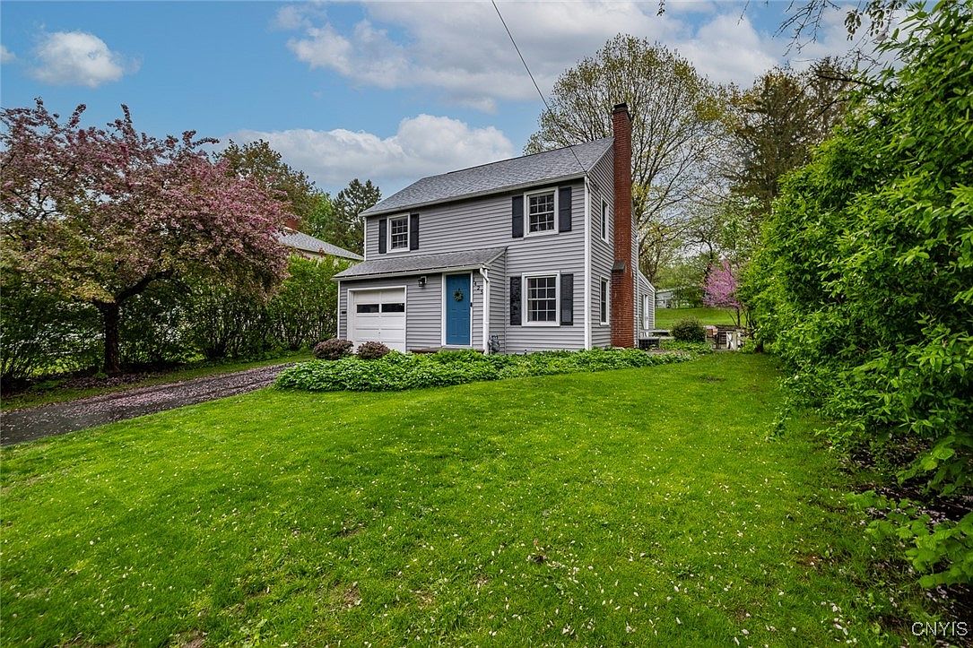 1425 Comstock Ave, Syracuse, NY 13210 | Zillow