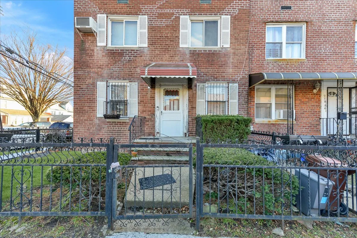 218-88 98th Avenue #1 in Queens Village, Queens | StreetEasy