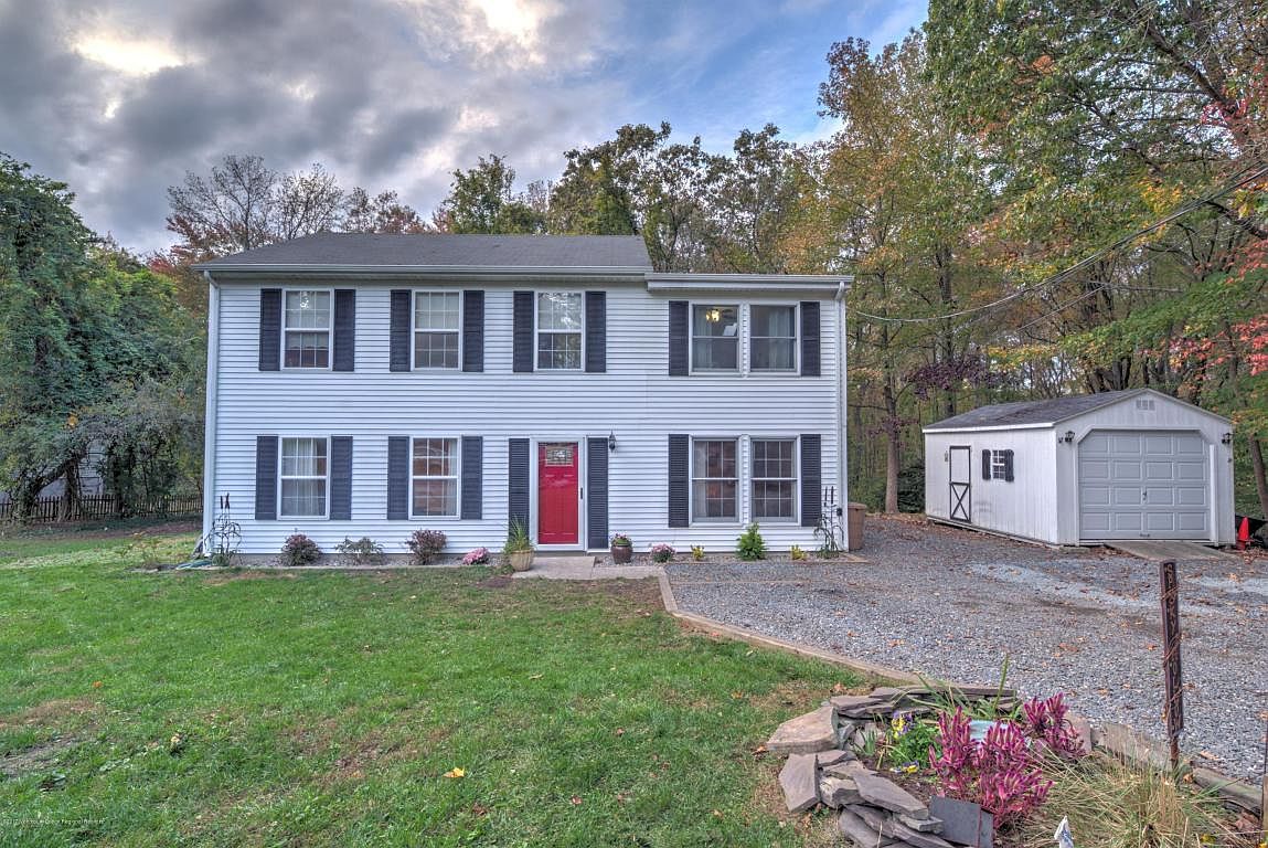 15 Reiner Rd, Cream Ridge, NJ 08514 | Zillow