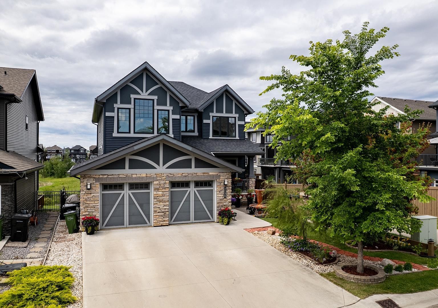 3134 Winspear Cres SW, Edmonton, AB T6X 1P3 | MLS #E4445855 | Zillow