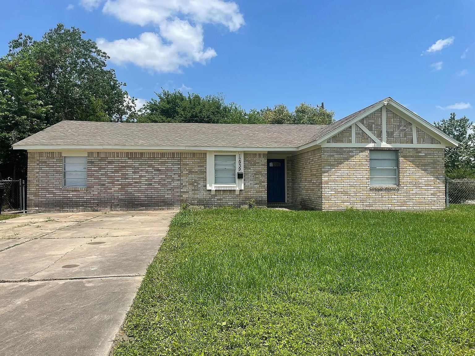 12939 Scott St, Houston, TX 77047 | Zillow