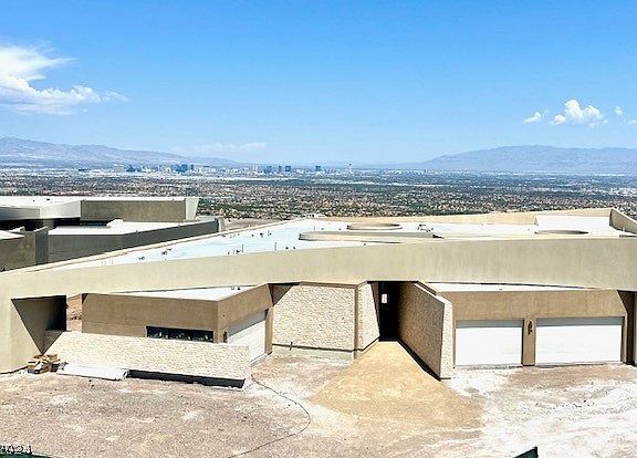 10 Chisel Crest Ct, Henderson, NV 89012 | MLS #2601094 | Zillow