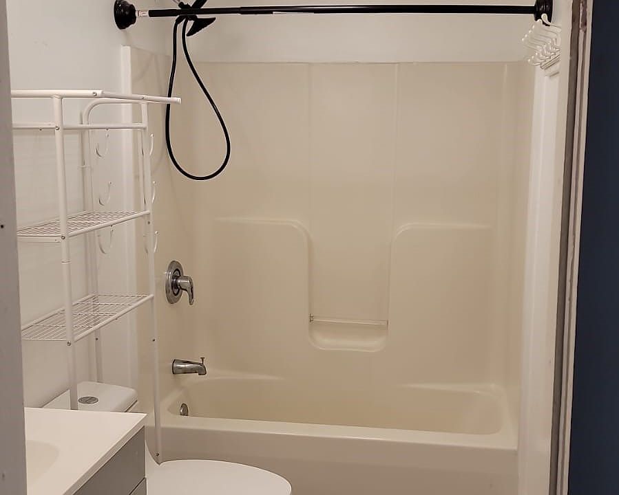 10 Depot Rd East Kingston NH | Zillow