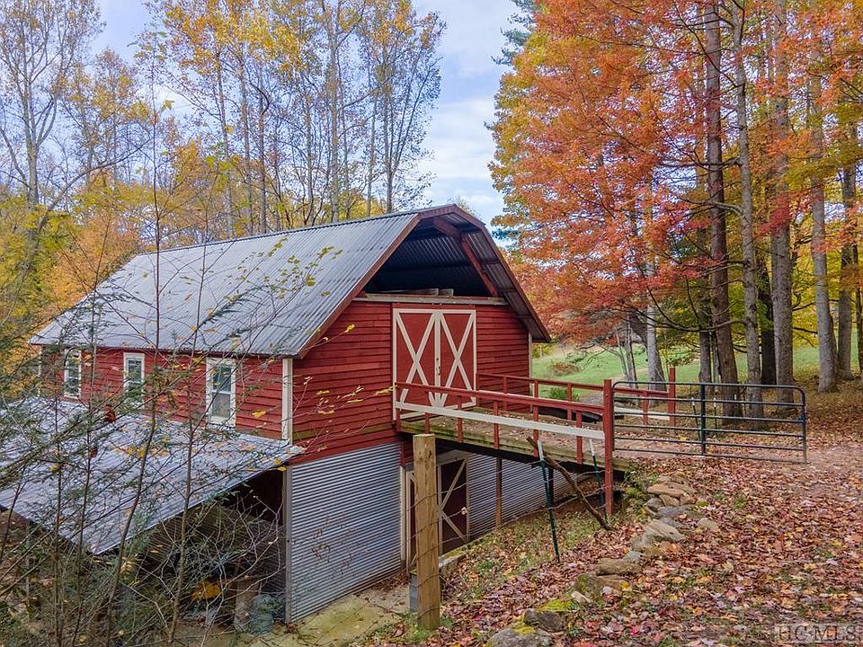 349 Little Ellijay Cir, Franklin, NC 28734 | Zillow