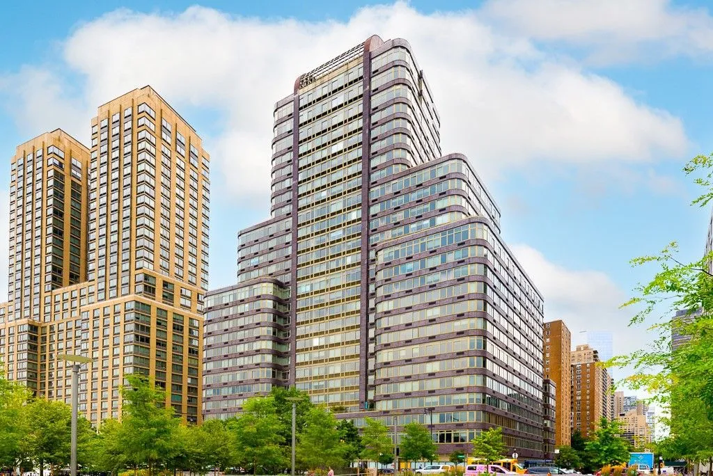 140 Riverside Boulevard in Lincoln Square : Sales, Rentals, Floorplans ...