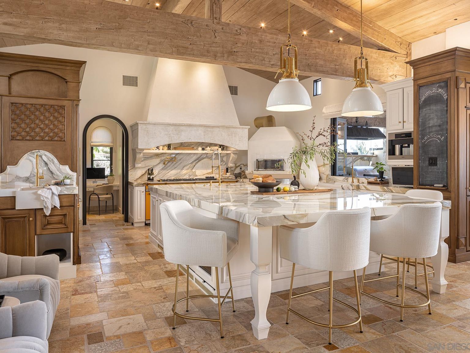 1864 Crest Dr, Encinitas, CA 92024 | MLS #230013037 | Zillow