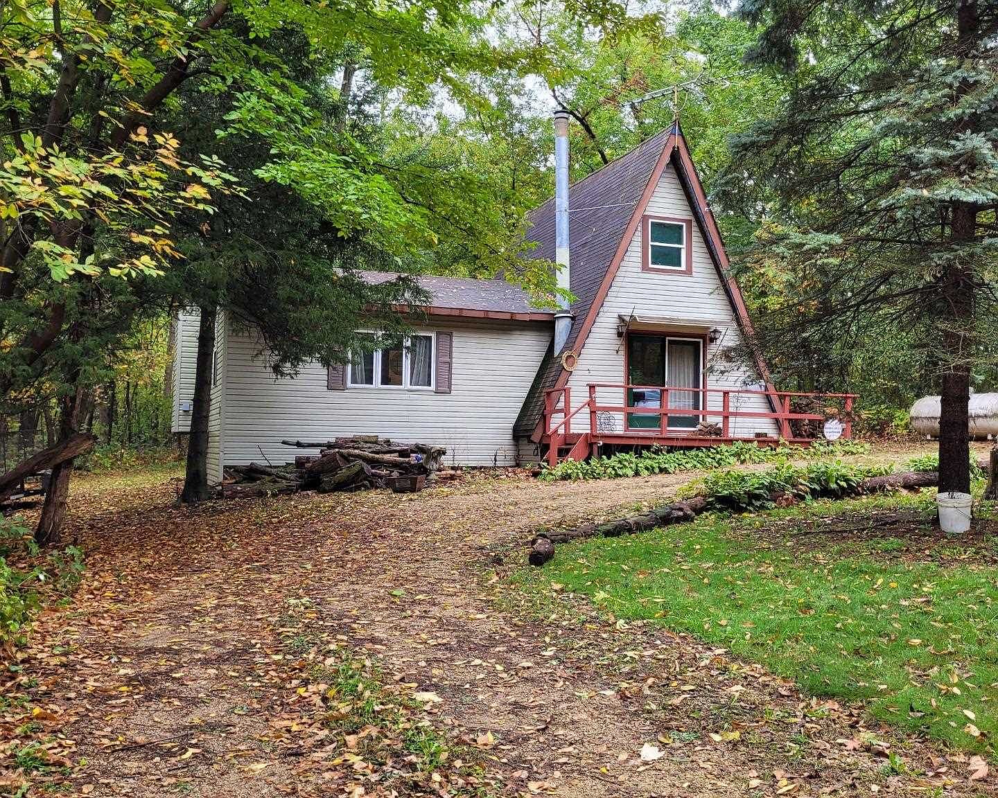 15-15 Galena Ridge Dr E, Stockton, IL 61085 | Zillow