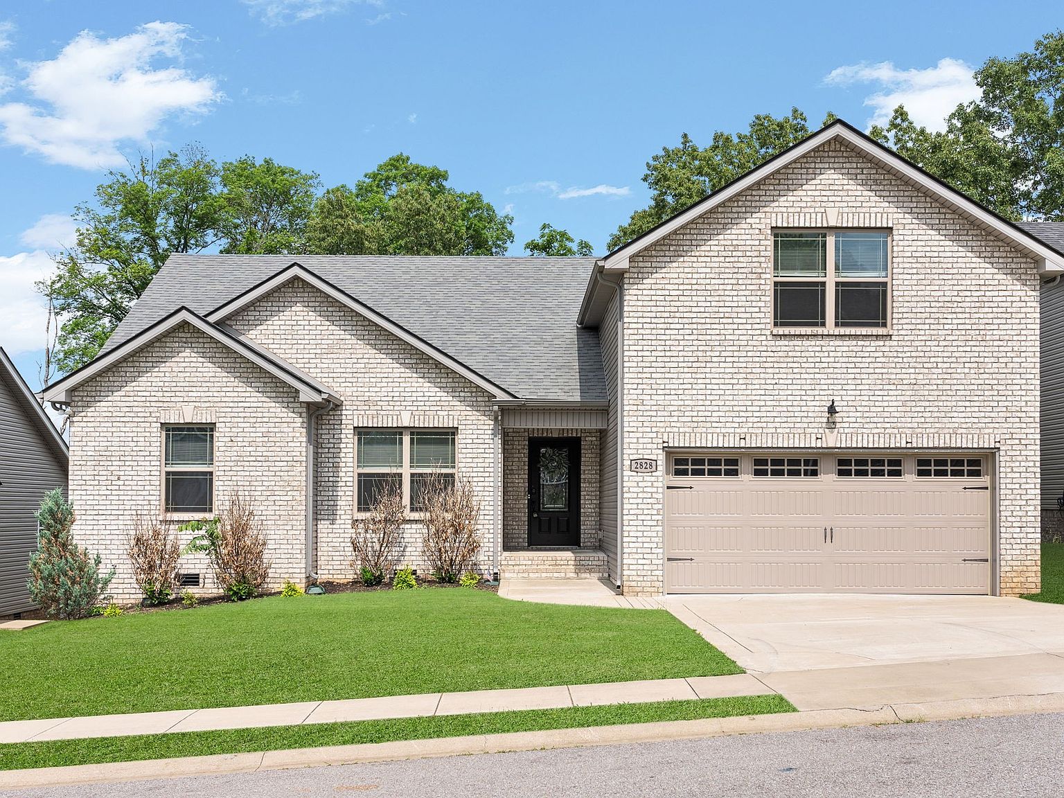 2828 Russet Ridge Dr, Clarksville, TN 37040 | MLS #2545478 | Zillow