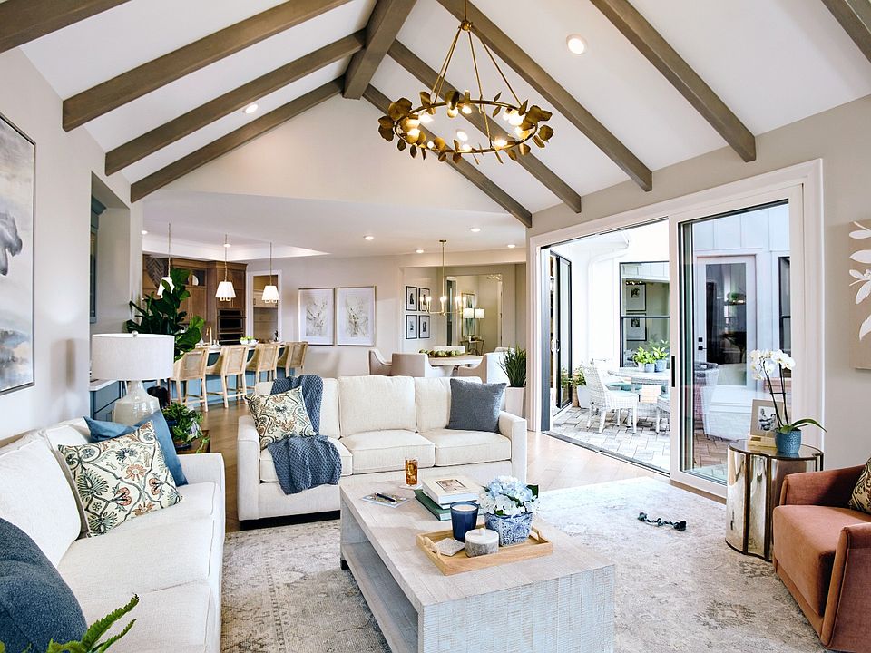 The Courtyards at White Oaks by Epcon Communities in Jerome Village ...