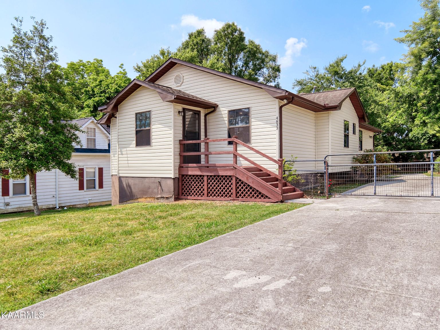 4833 Smithwood Rd, Knoxville, TN 37918 | MLS #1229448 | Zillow