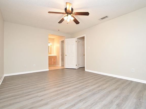 2092 S Sherwood Dr APT F45, Valdosta, GA 31602 | Zillow