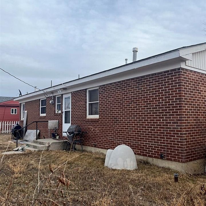 223 E Main St, Byron, WY 82412 | Zillow