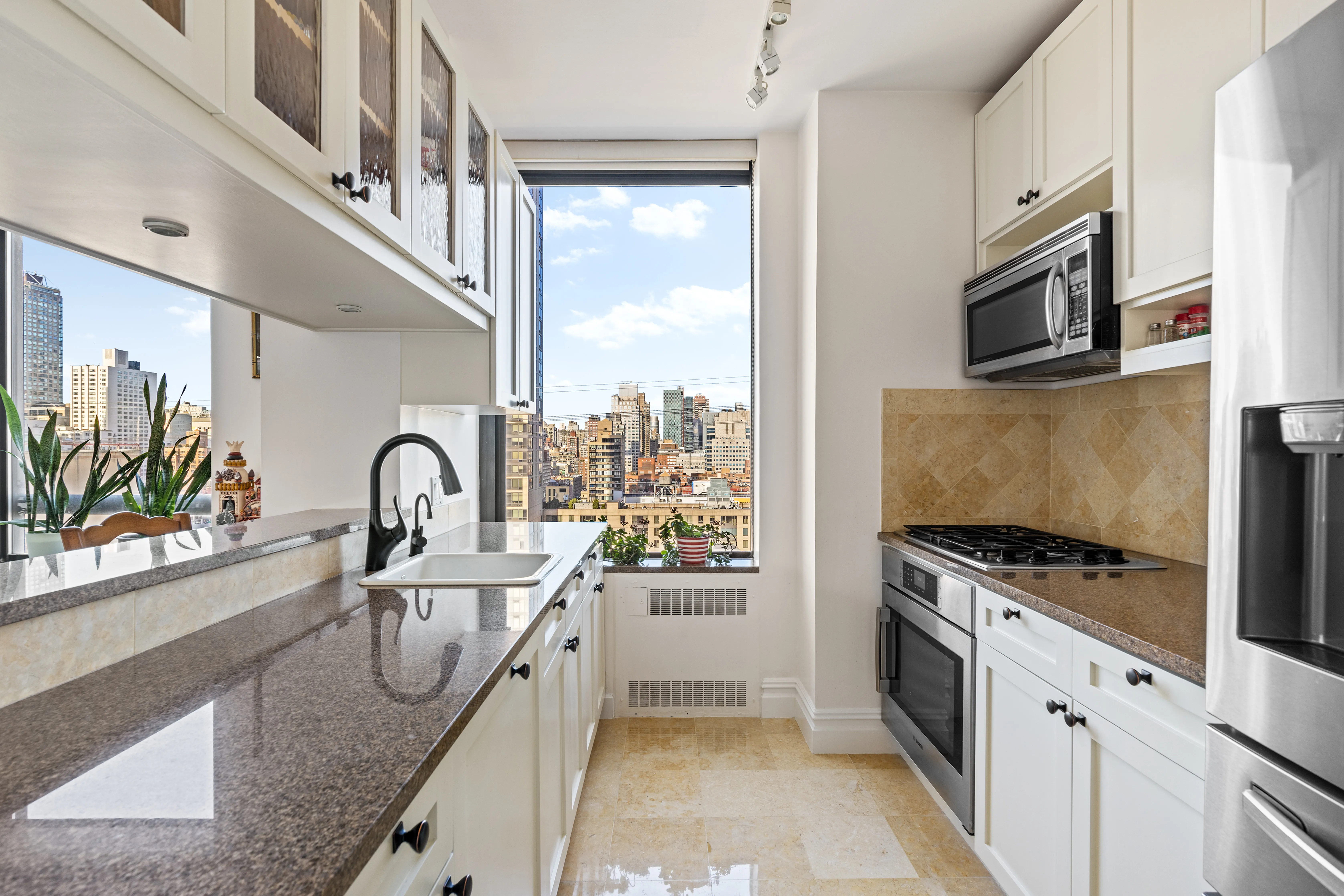 418 East 59th Street #18B in Sutton Place, Manhattan | StreetEasy
