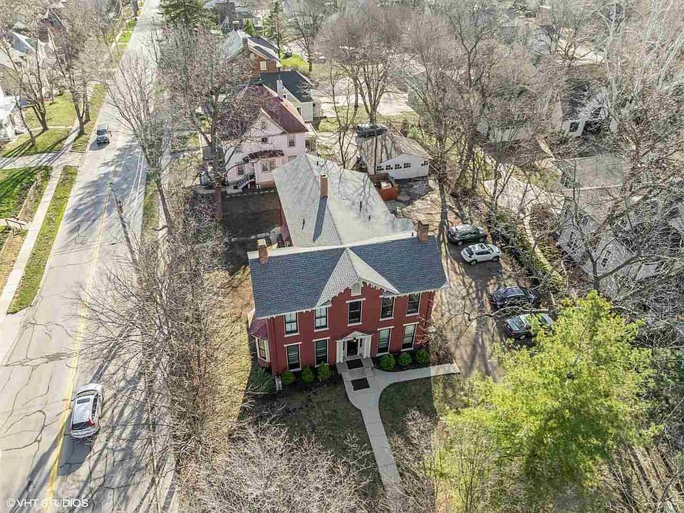 Historic Summit St. Home - 304 S Summit St Iowa City IA | Zillow