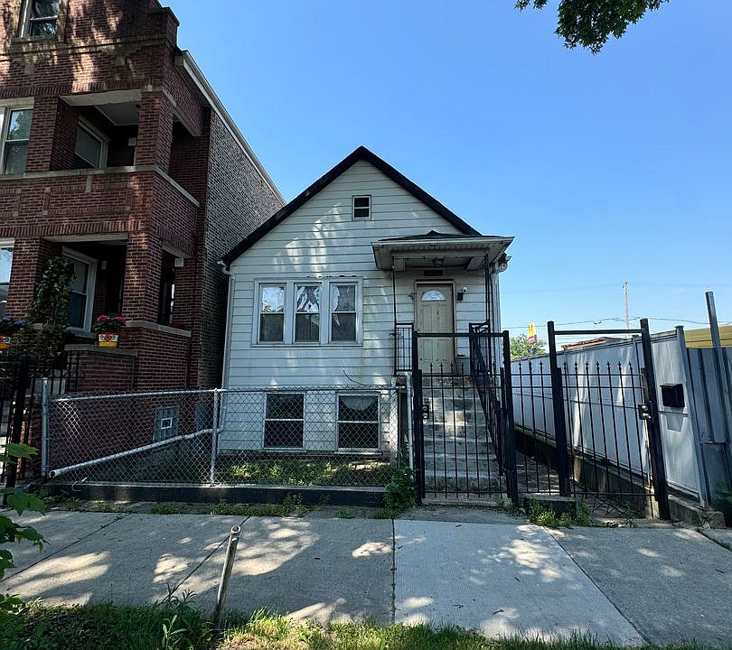 2632 S Troy St, Chicago, IL 60623 | Zillow