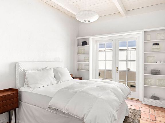 24216 Malibu Rd, Malibu, CA 90265 | Zillow