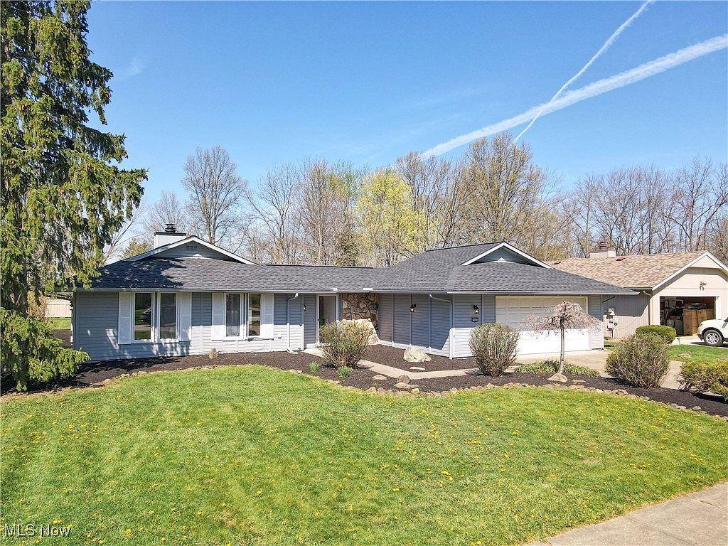 10836 Watercress Rd, Strongsville, OH 44149 | Zillow