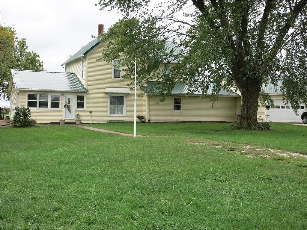4720 NW Maple Dr, Kidder, MO 64649 | Zillow