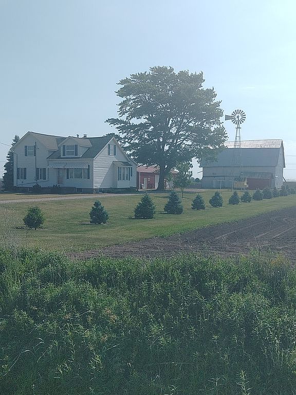 2433 Cotter Rd, Munger, MI 48747 | Zillow