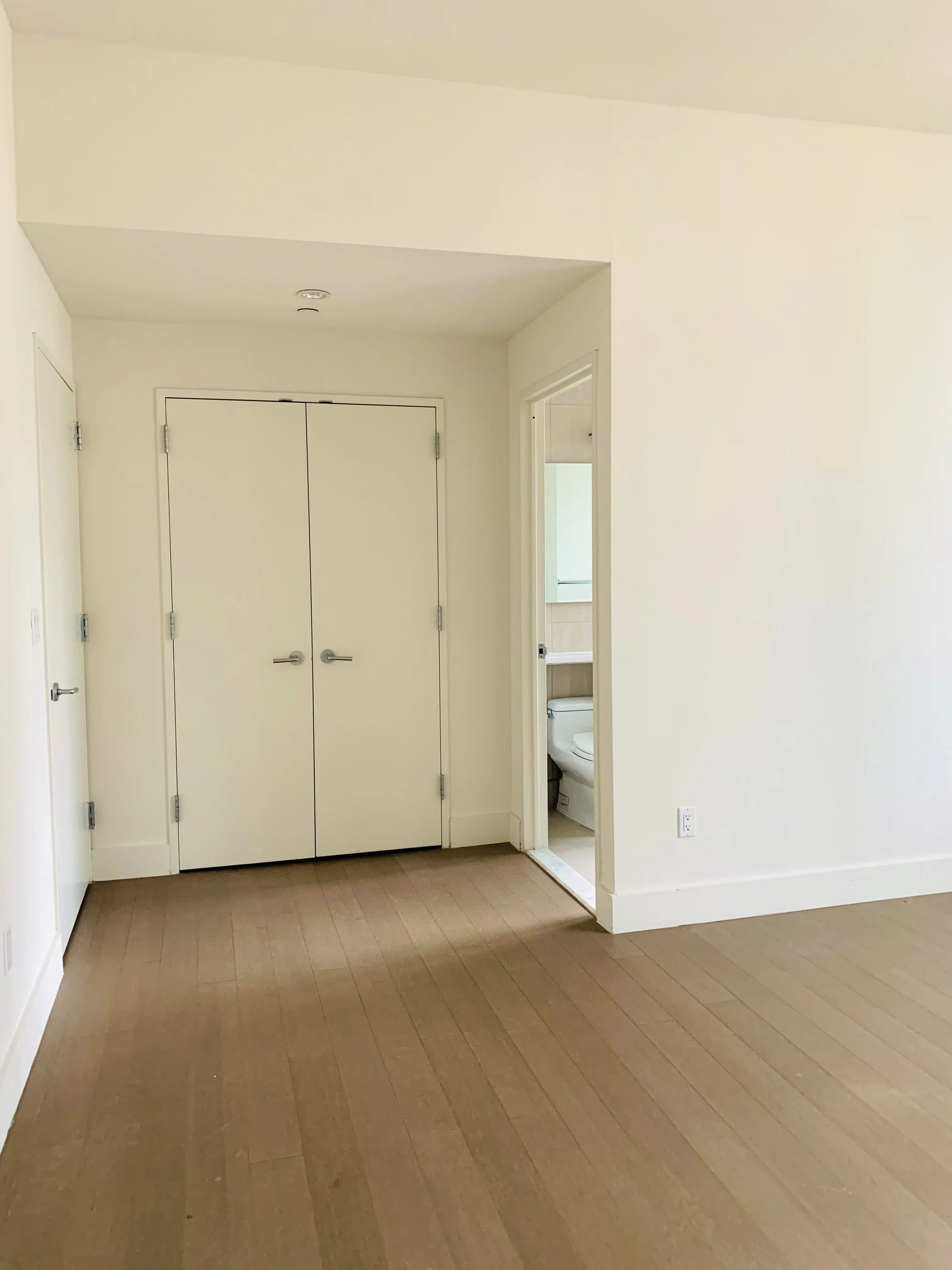 229 West 60th Street #6M in Lincoln Square, Manhattan | StreetEasy