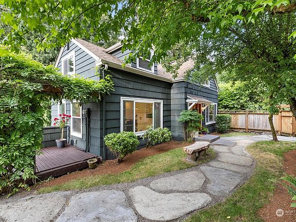 16536 SE Newport Way, Bellevue, WA 98006 | MLS #2256096 | Zillow