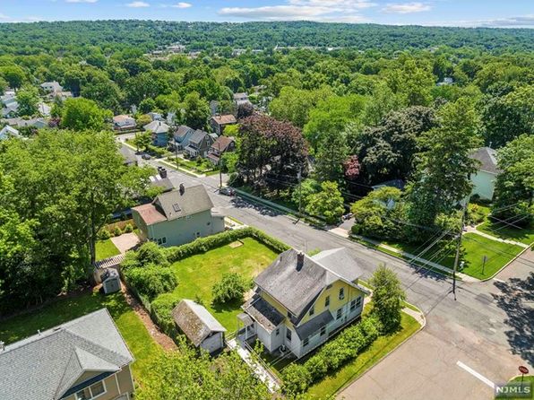 Cresskill Real Estate - Cresskill NJ Homes For Sale | Zillow
