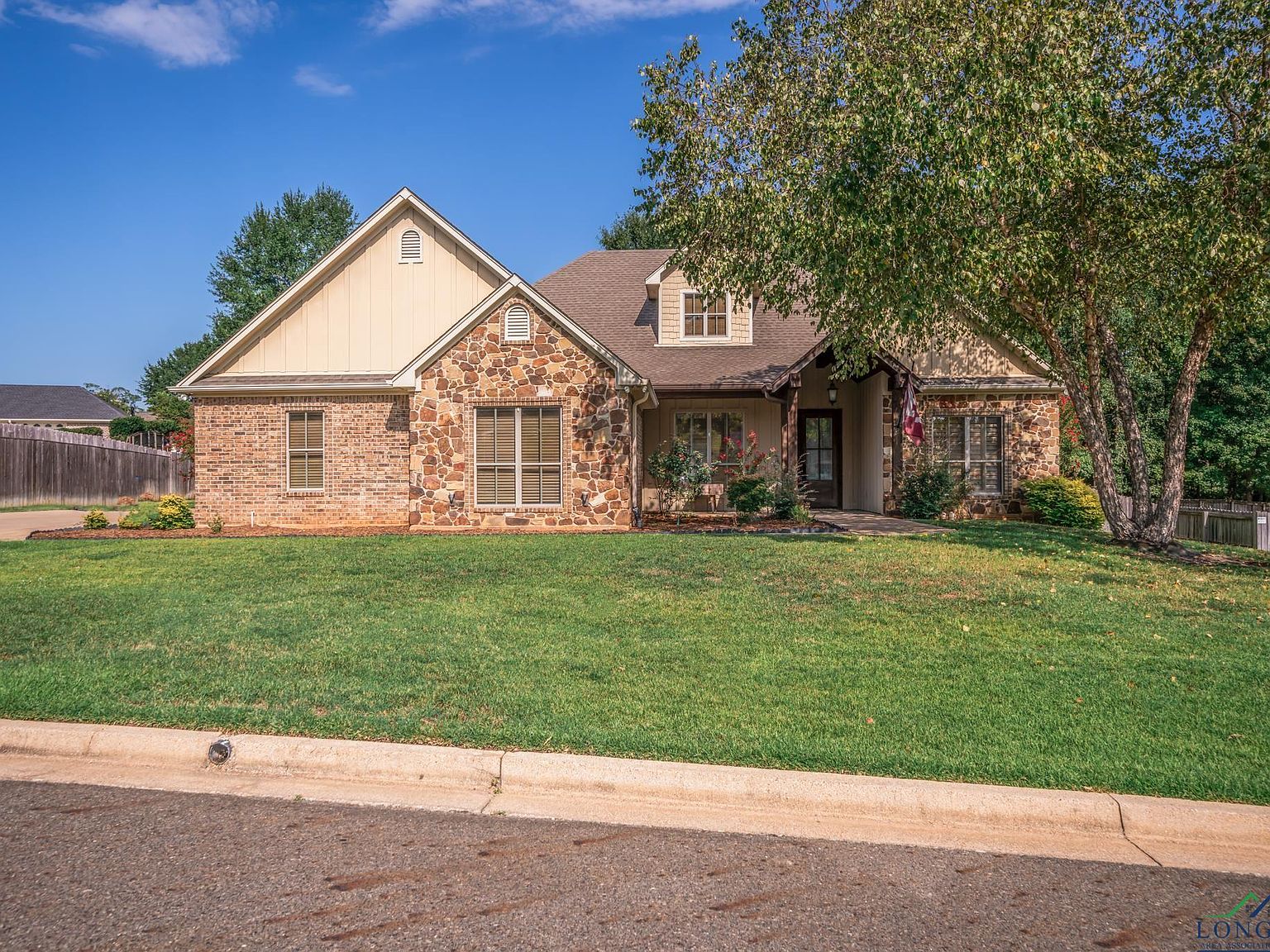 103 Smackover Ln, White Oak, TX 75693 | MLS #20255378 | Zillow