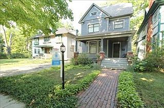 441 Stuart Ave, Kalamazoo, MI 49007 | Zillow