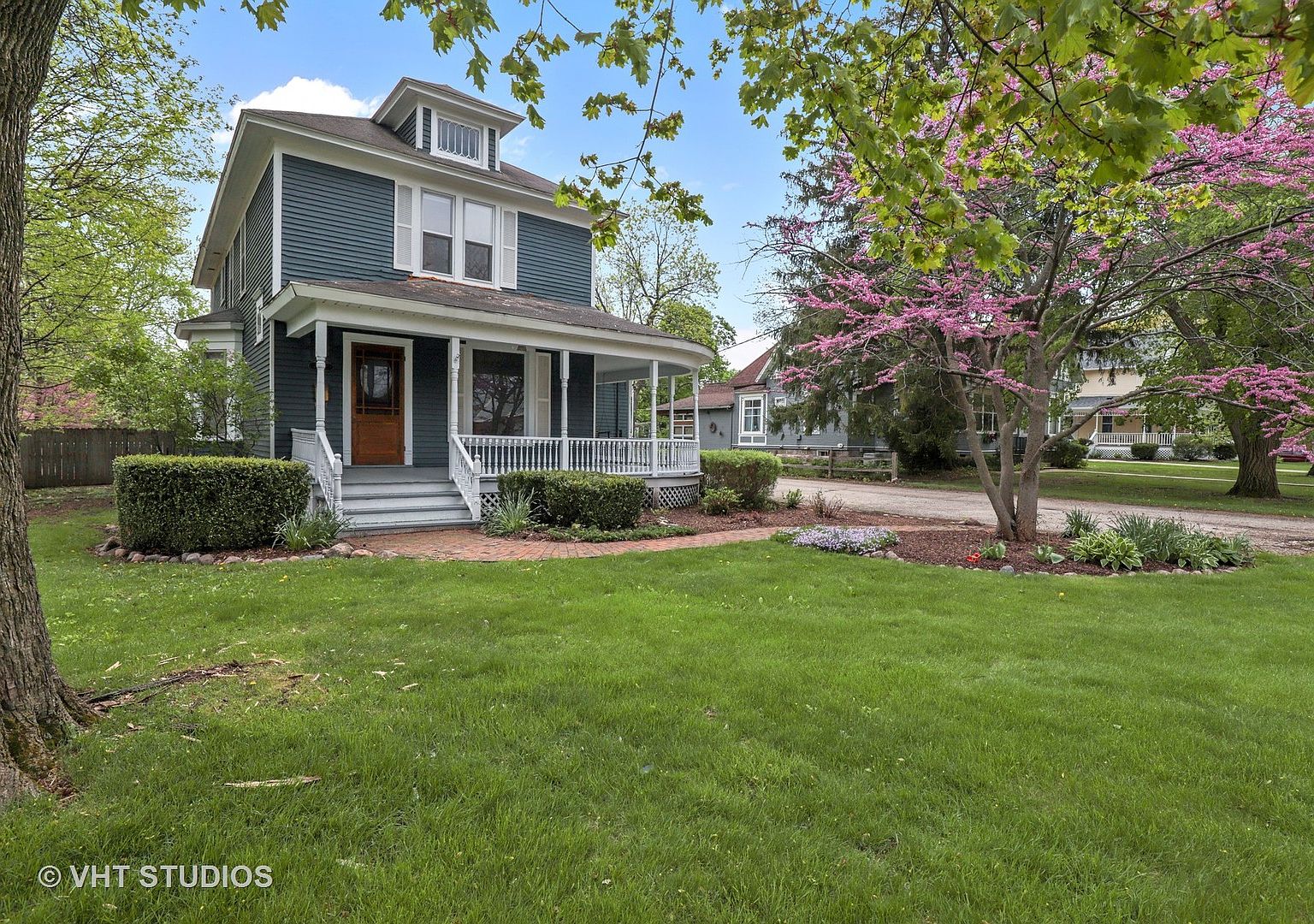 131 Park Ave, Grayslake, IL 60030 | Zillow