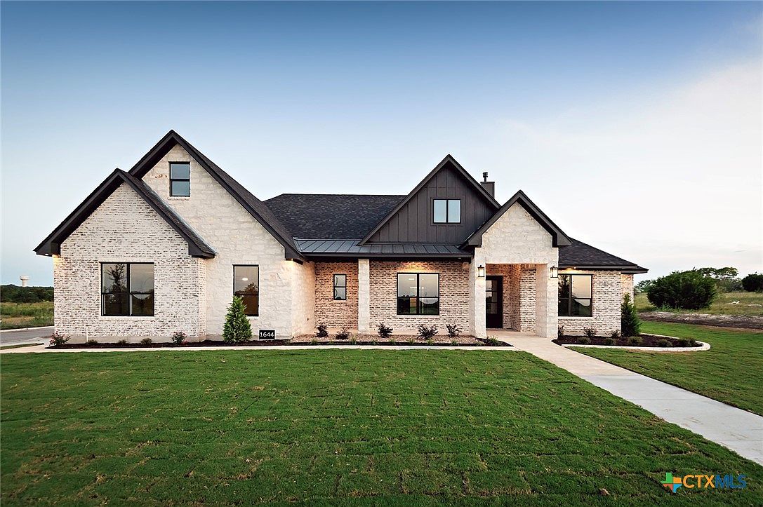 1644 Hunt Dr, Salado, TX 76571 | Zillow