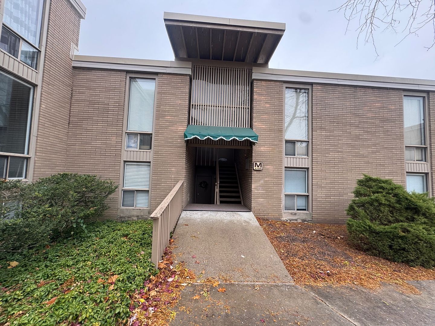 6590 Chaffee Ct, Brecksville, OH 44141 | Zillow
