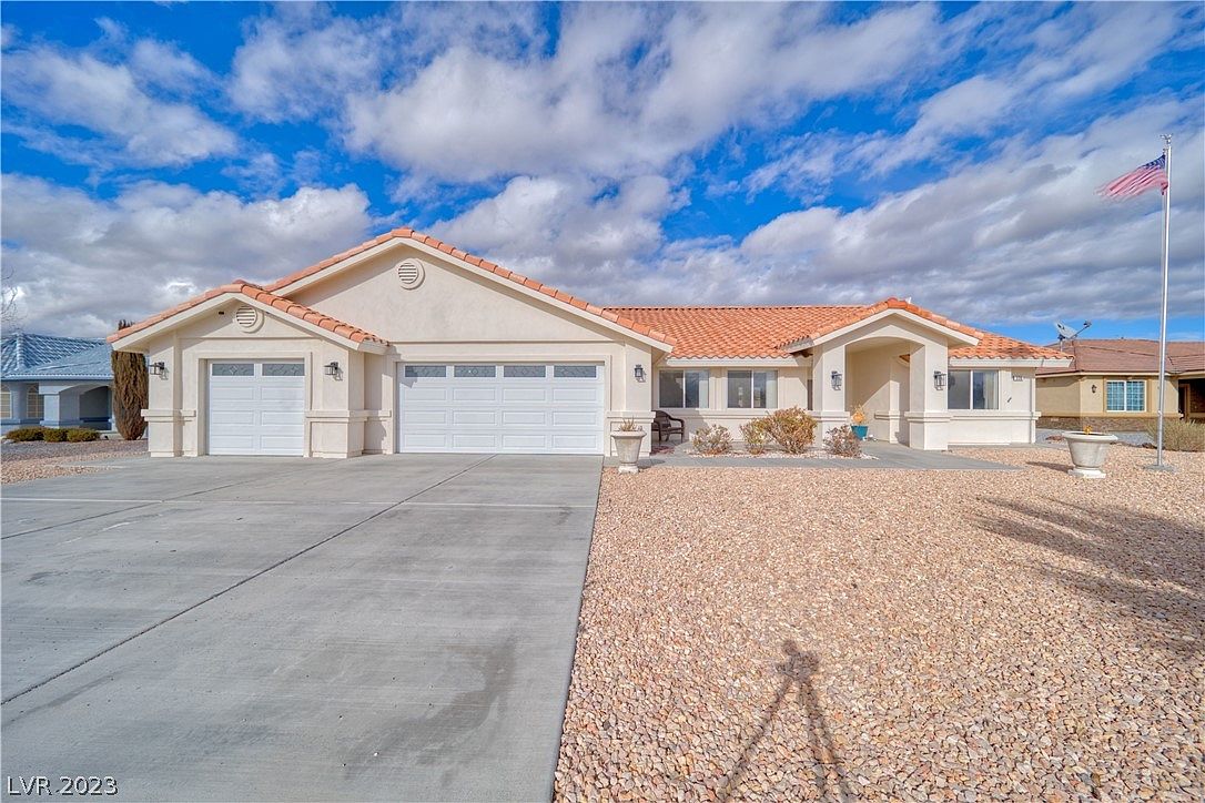 220 E Jaybird St, Pahrump, NV 89048 | Zillow