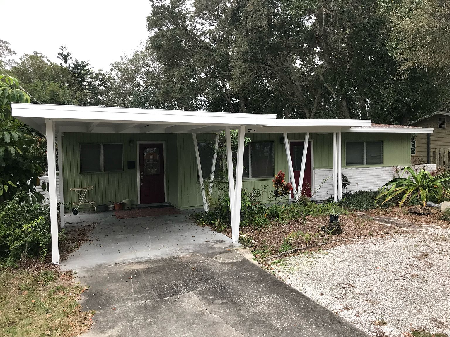 2714 Bay St, Sarasota, FL 34237 | Zillow