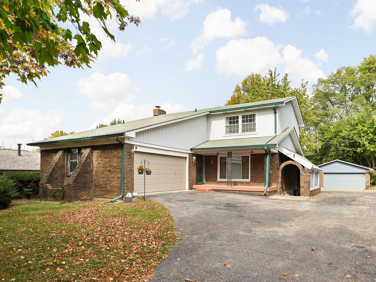 6616 E 10th St, Indianapolis, IN 46219 | Zillow