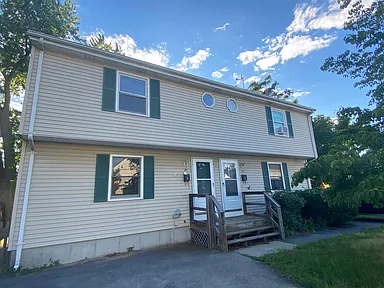 27 East St Riverside RI | Zillow
