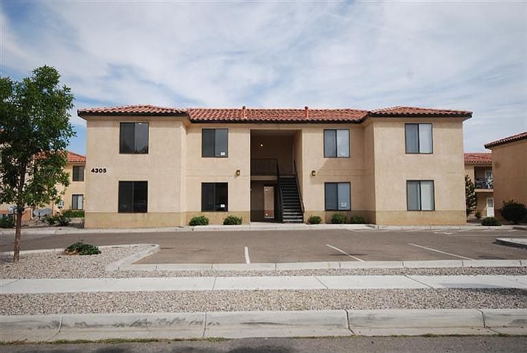 4305 Sabana Loop SE, Rio Rancho, NM 87124 | Zillow