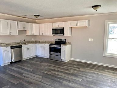 708 S Main St, Davisboro, GA 31018 | Zillow