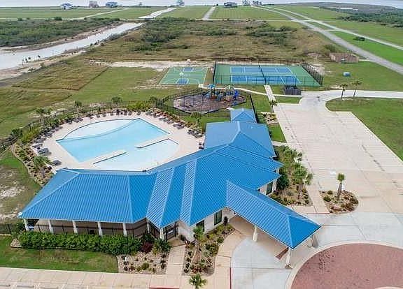 2952 Palacios Bay, Palacios, TX 77465 | MLS #69921208 | Zillow